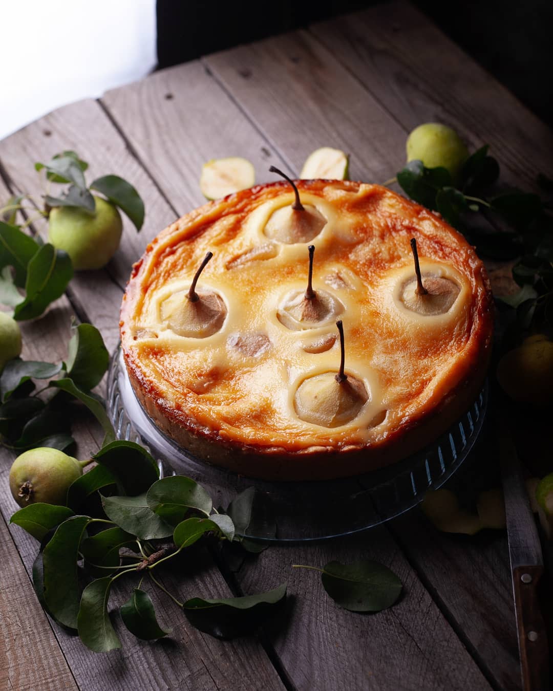 Perfectly Crisp Pear Pie: Secrets to Flaky Crust