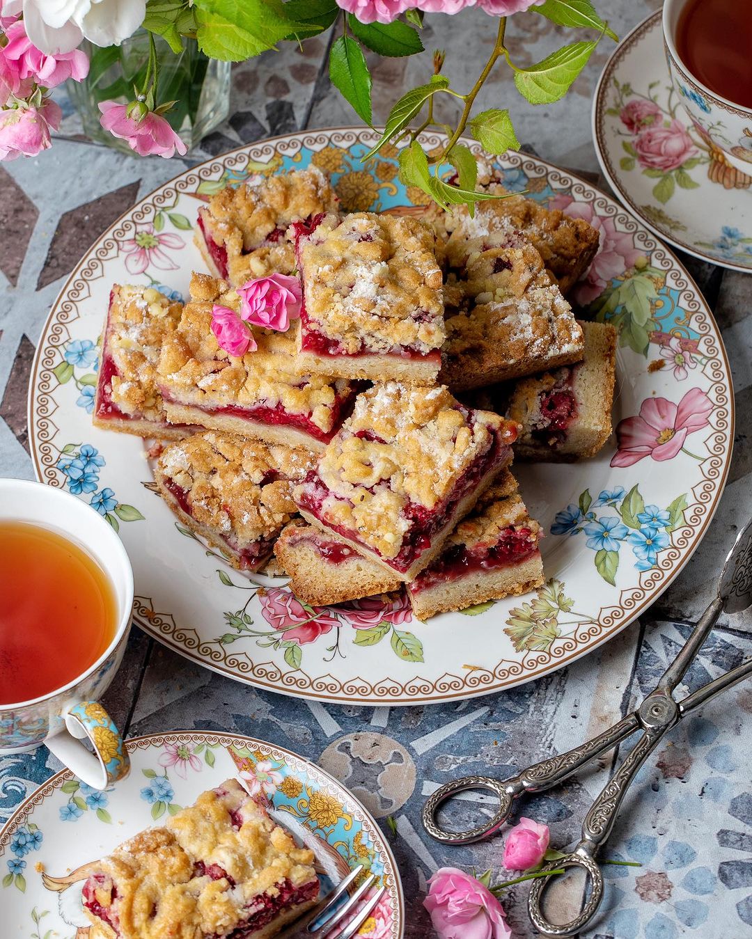 Berry layered grated pie